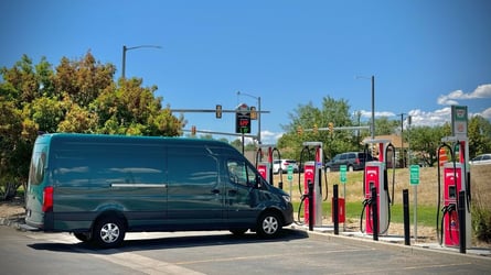 Mercedes-Benz eSprinter Range Test: The EV Van Champ – evearly news english