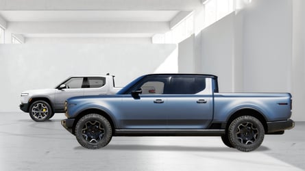 Scout Terra Vs. Rivian R1T: How Do They Compare? – evearly news english