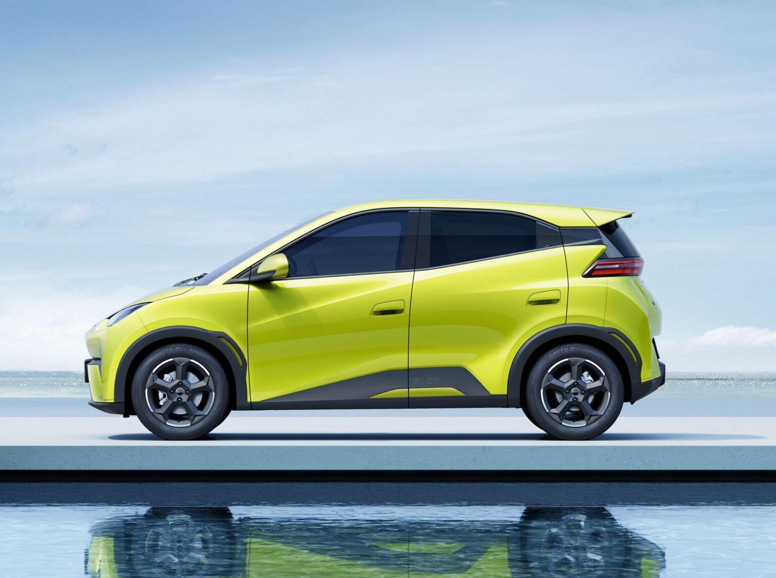 L’ogre BYD a démarré la construction d’une usine de batteries moins ...