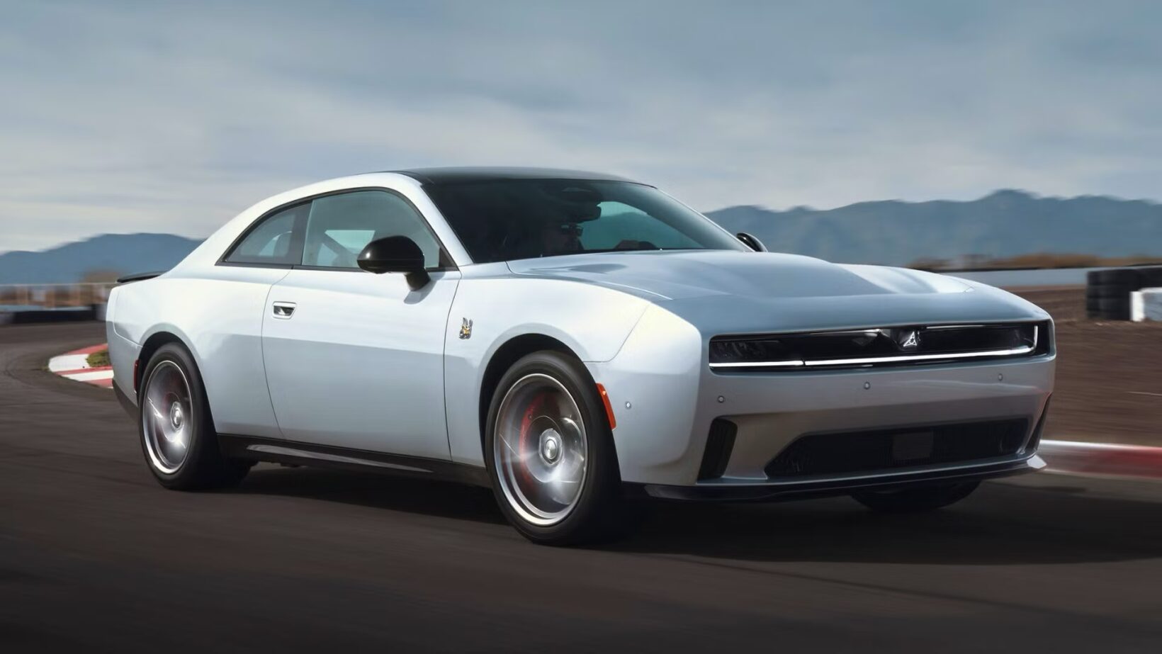 Avis aux fans de muscle-car : la Dodge Charger électrique arrive en ...